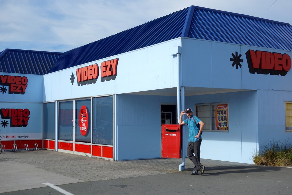 A Sleepy Week in Beach-Front Motueka, New Zealand – EmilyStyle